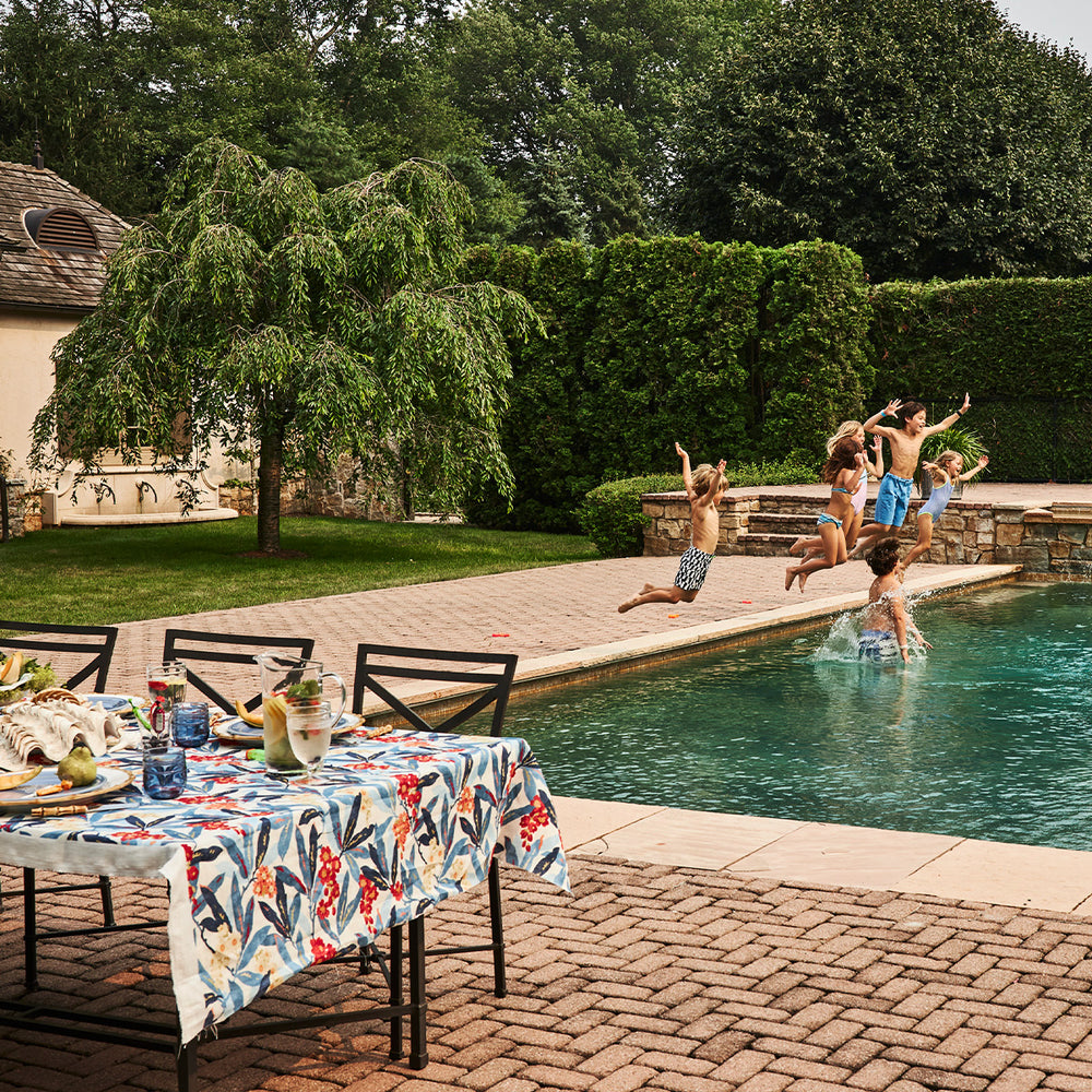 Pool Parties & Picnics – Juliska